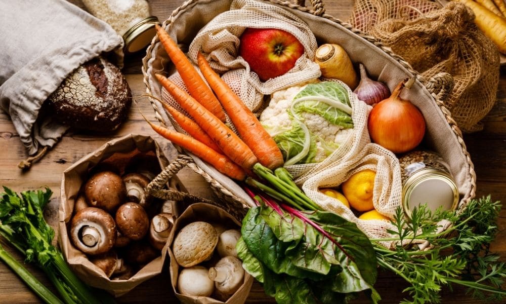 How To Choose the Right Packaging for Fruits and Vegetables